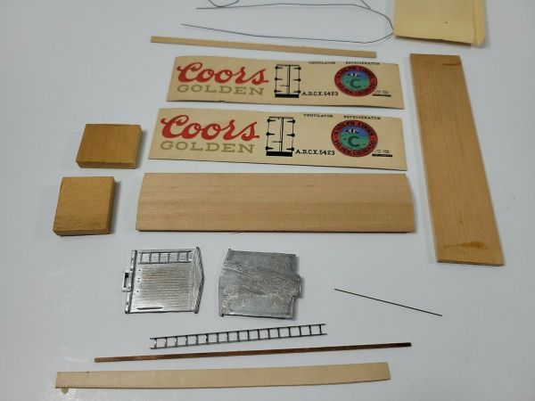 Red Ball Ho Scale Coors Reefer Kit KD - 138 | #67486503
