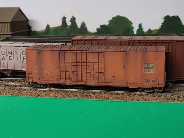 HO Custom Weathered Roundhouse Western Pacific WP 50 ' High Cube Box ...