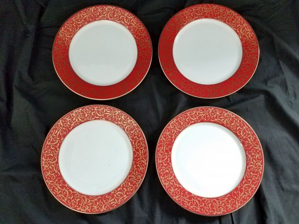 Mikasa Parchment Red Dinner Plates 10 3/4 " Set Of 4 Gold Scrolls Cond ...