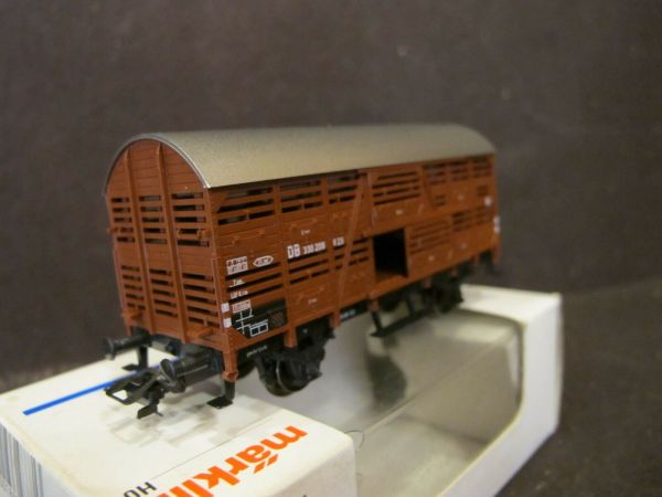 Marklin HO Scale 48881 DB Livestock Car With OB LN | #67742349