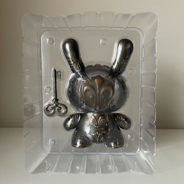 Kidrobot It’s A Fad 8 Inch Dunny | #67904333