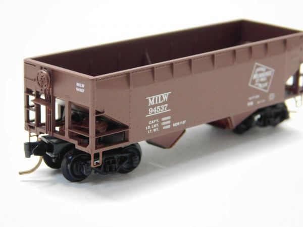 N Scale Micro Trains Line MTL - Milwaukee 33 ' Twin Bay Hopper Train ...