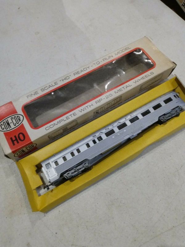 Con - Cor Santa Fe " Vista Valley " Observation HO Passenger Car ...