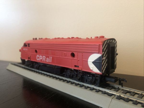 LIFE LIKE POWERED F9 CANADIAN PACIFIC CP RAIL ENGINE LOCOMOTIVE HO ...