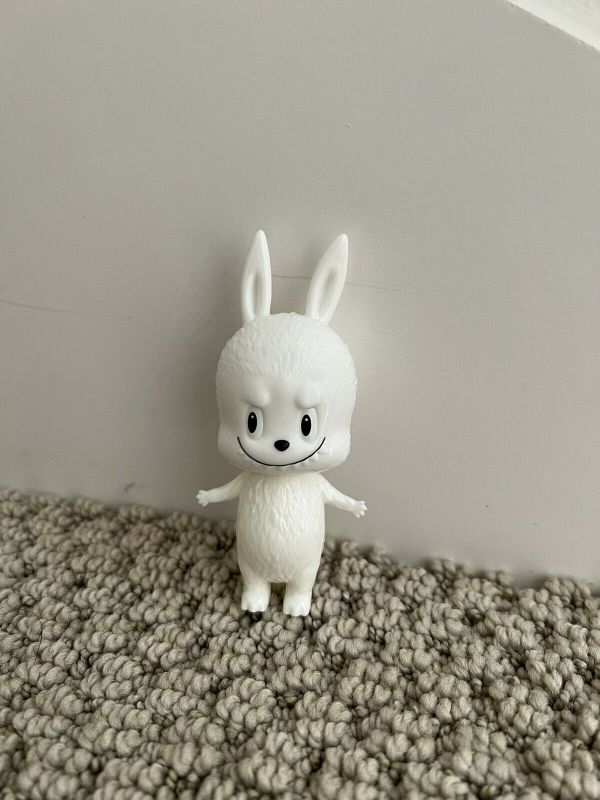 POP MART X HOW2WORK Labubu Mini Labubu Series 2 White The Little ...
