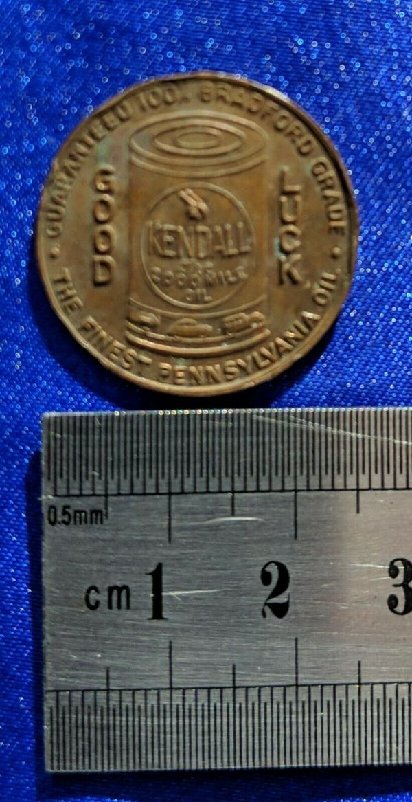 VINTAGE C1950 KENDALL OIL GOOD LUCK TOKEN PENSYLVANIAN OILS A/ASIA ...