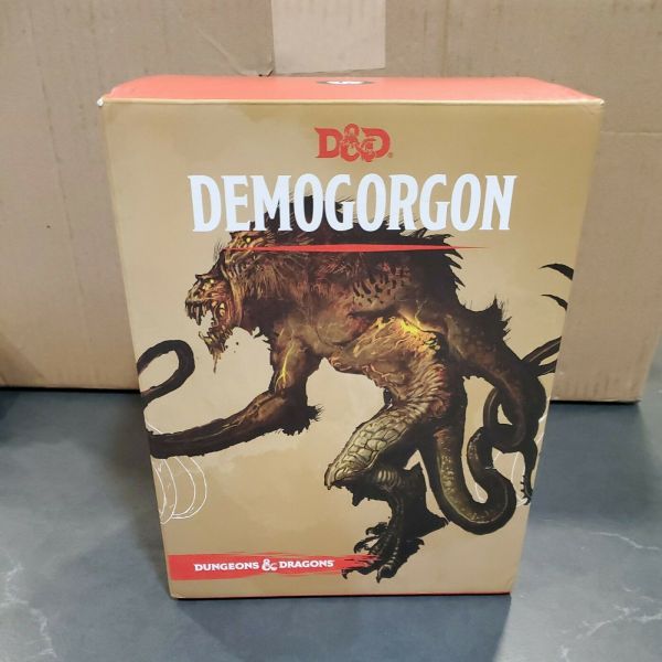 Dungeons & Dragons Loot Crate Action Figure Statue Demogorgon Stranger ...