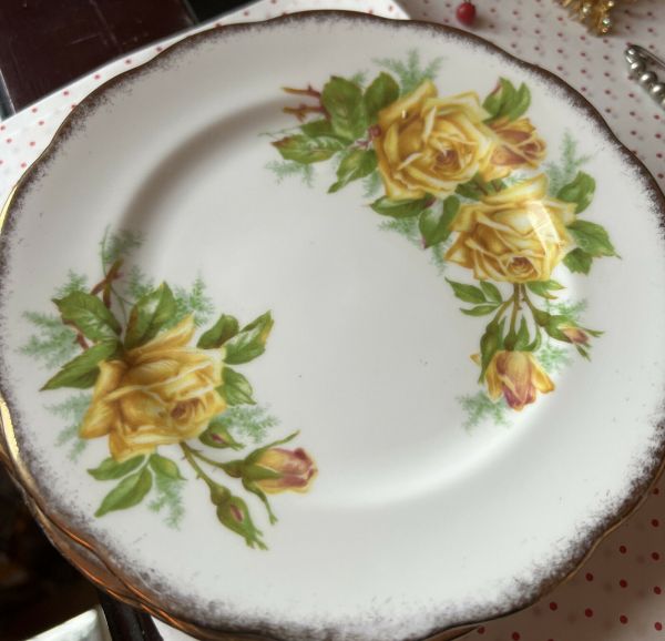 (SET OF 5) Royal Albert England TEA ROSE YELLOW Dessert Plates | #68595857