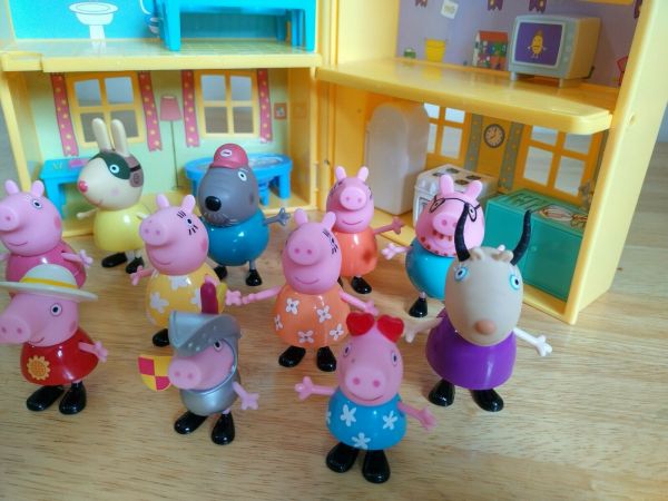 Peppa Pig House Playset With Figures & House Furniture | #68789897
