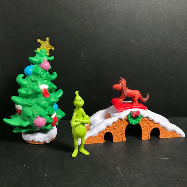 The Grinch Stole Christmas Who - Ville Town Square Light Up Tree Bridge ...