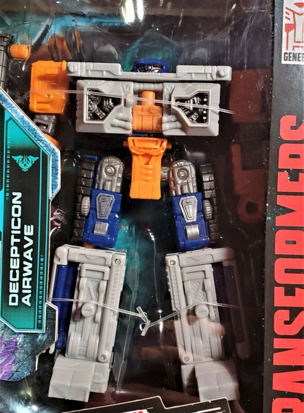 HASBRO EARTHRISE DECEPTICON AIRWAVE TRANSFORMERS WAR FOR CYBERTRON ...