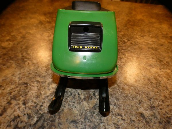 Vintage Normatt John Deere 400 Snowmobile 1/10 Scale Toy Battery ...