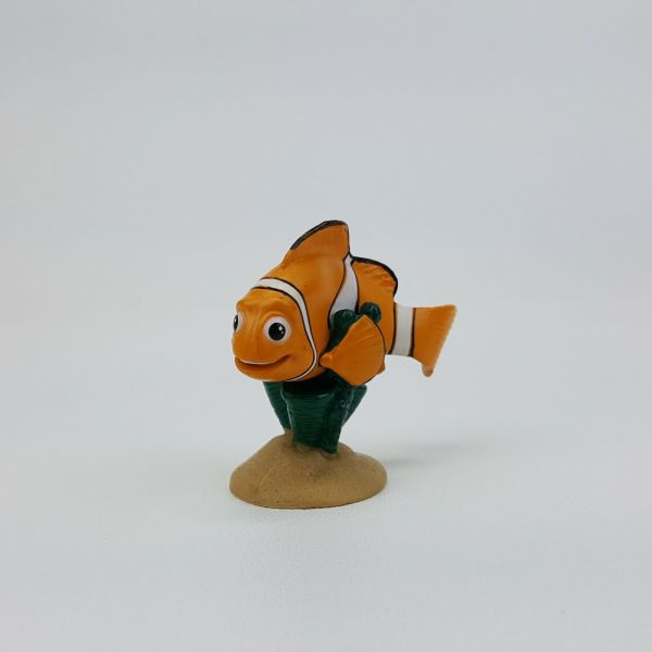 Disney Pixar Finding Nemo Squirt Bruce Dory Gill Marlin Pearl Cake ...