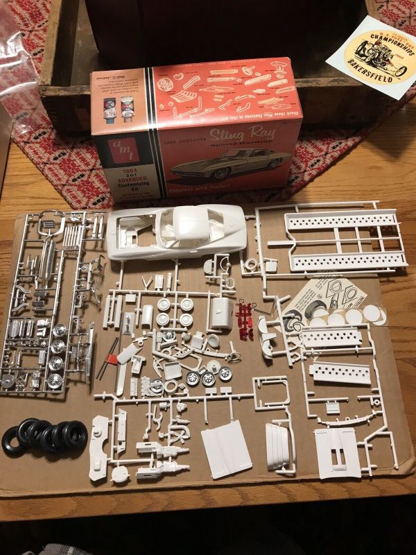 VINTAGE 1/25 SCALE AMT 1964 CORVETTE STINGRAY HT MODEL KIT | #69170779