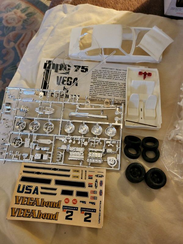 MPC 1975 CHEVY VEGA 1/25 1 In 3 Ways To Build | #69204580