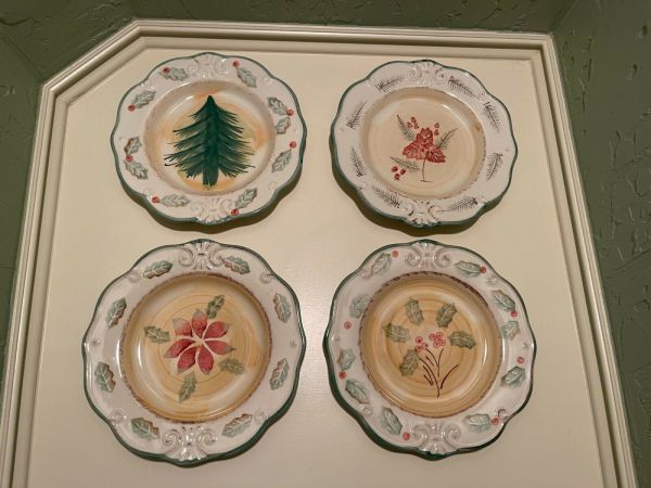 Set Of 4 Royal Norfolk Christmas Salad Plates Tree Poinsettia Holly ...